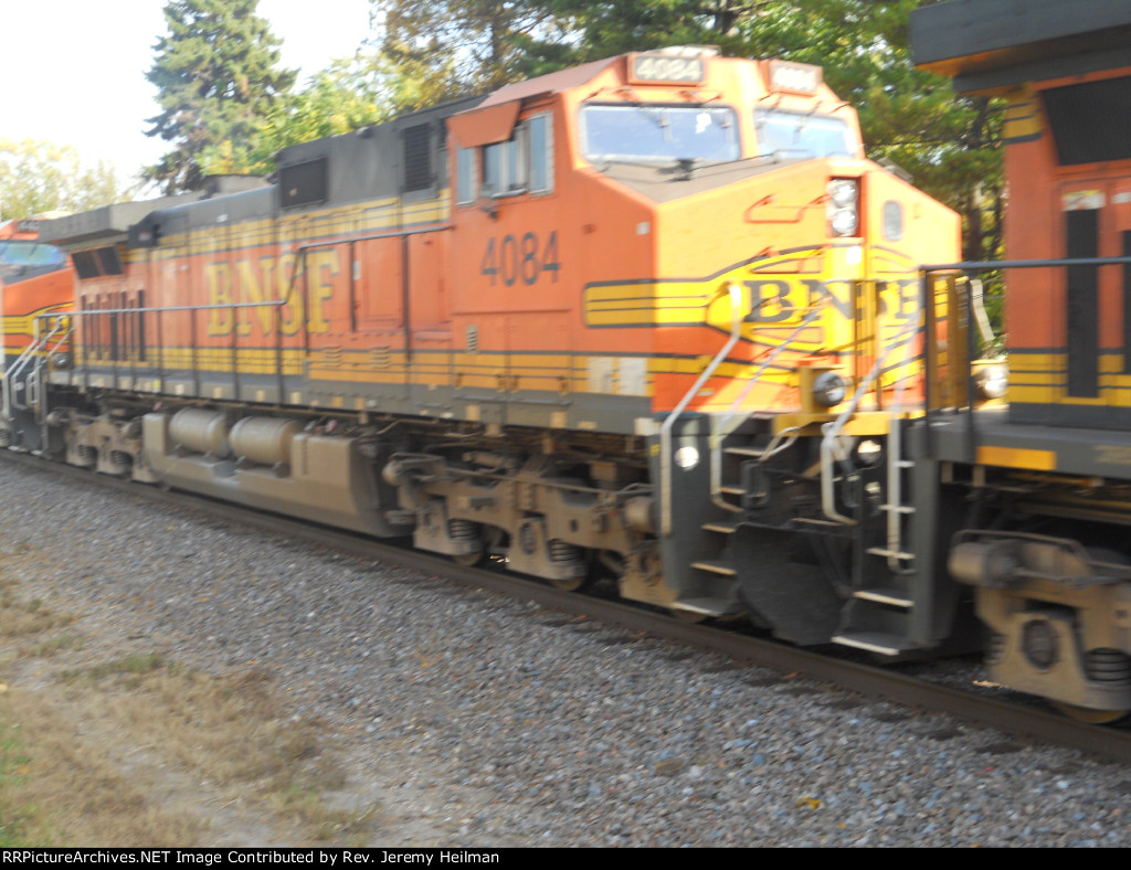 BNSF 4084